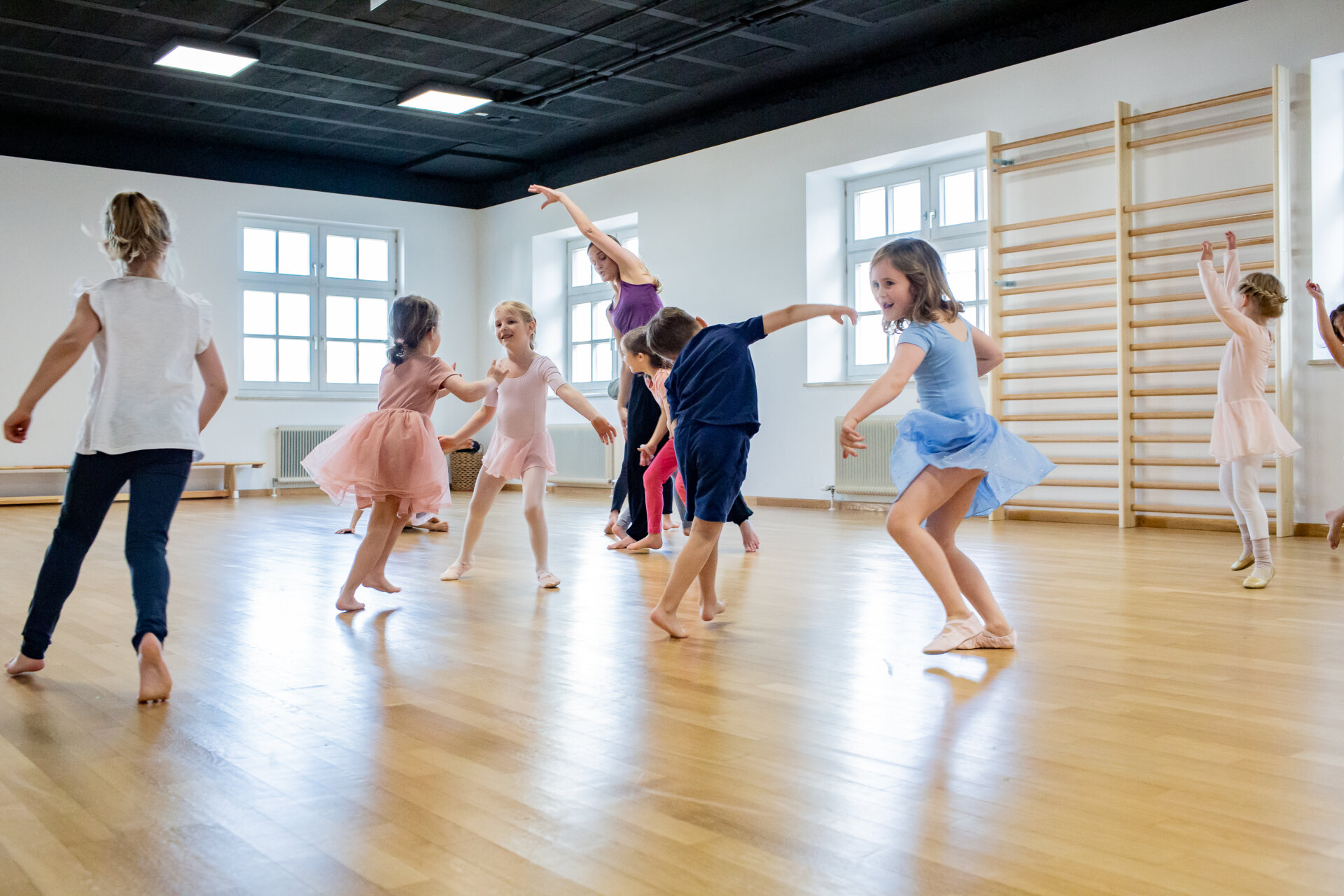 KREATIVER KINDERTANZ - HELIX projects